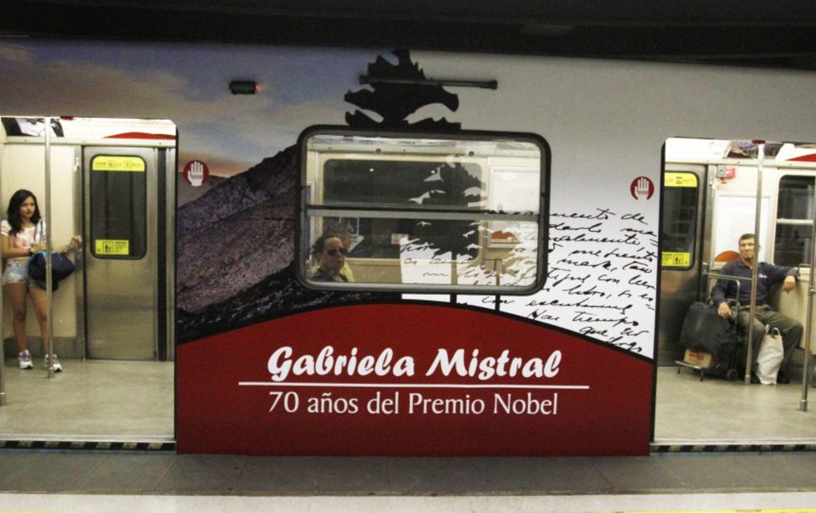 Tren de metro viajará con vida y obra de Mistral a 70 años de su nobel ...