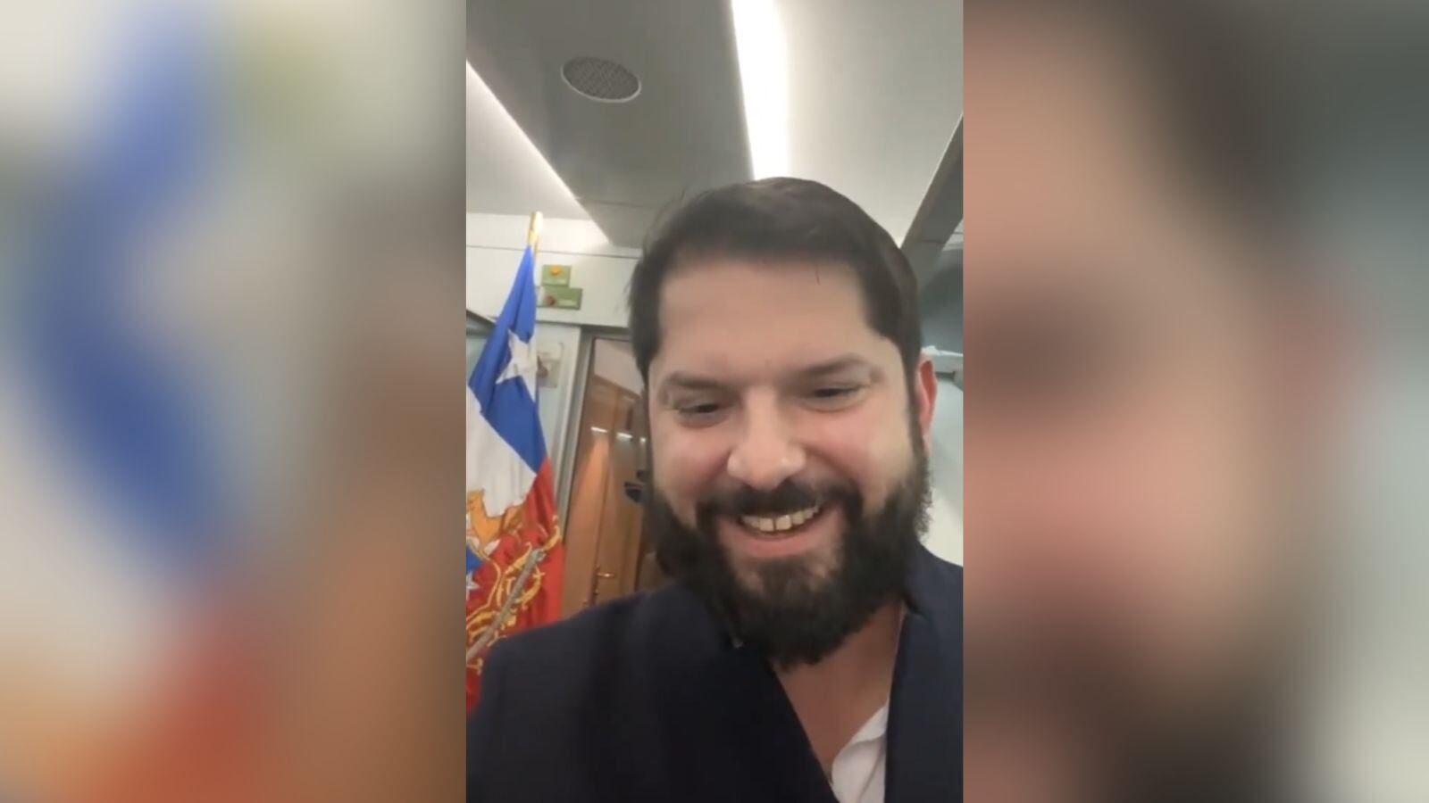 “pestañea Dos Veces Si Vas Por El Apruebo” Polémica Por Gesto Del
