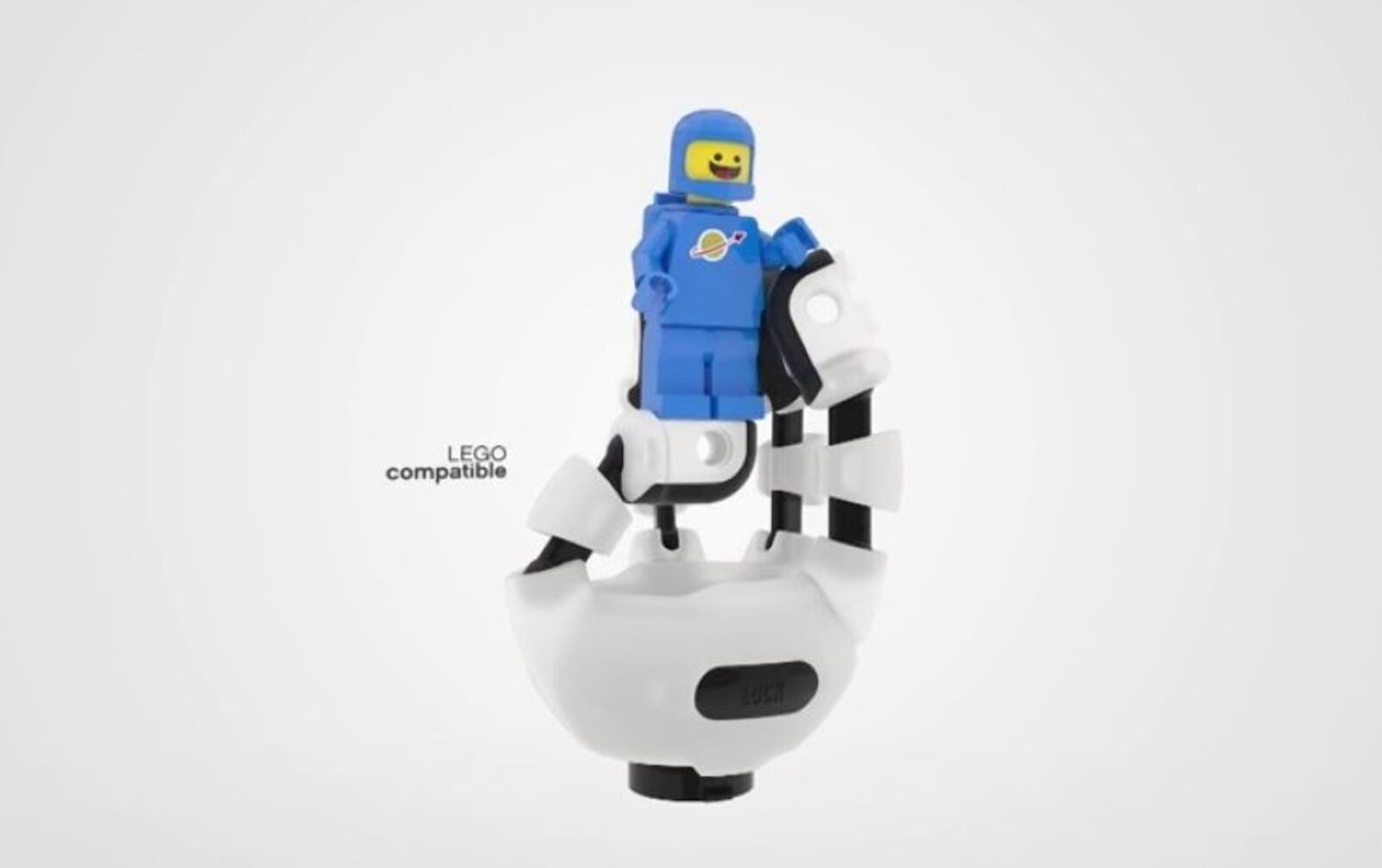 La asombrosa historia de la prótesis creada con piezas de Lego ...